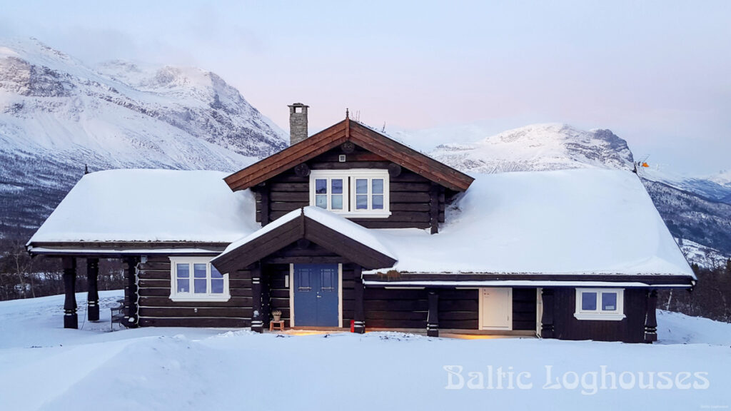 Handcrafted log houses since 2001 | Käsitöö palkmajad Eestist